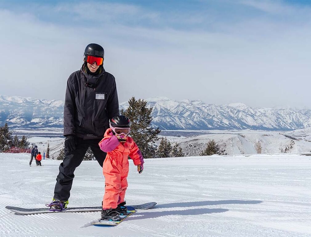 Snow King Mountain Resort - Ski/Snowboard Instructor - CoolWorks.com