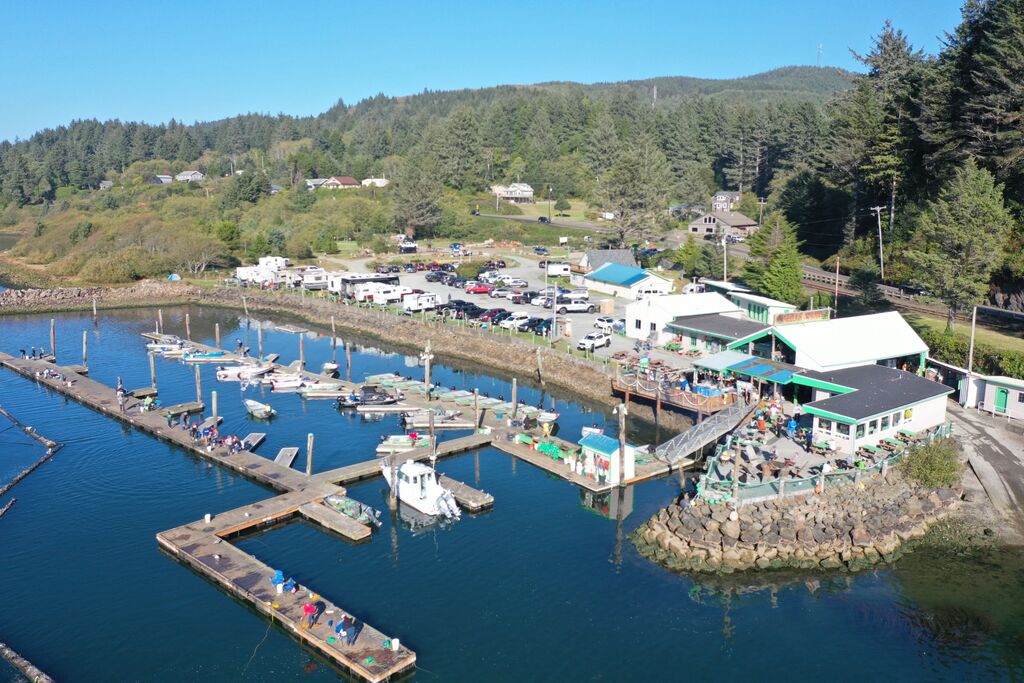 Kelly's Brighton Marina, LLC - Dockhand, Cook, Cashier - CoolWorks.com